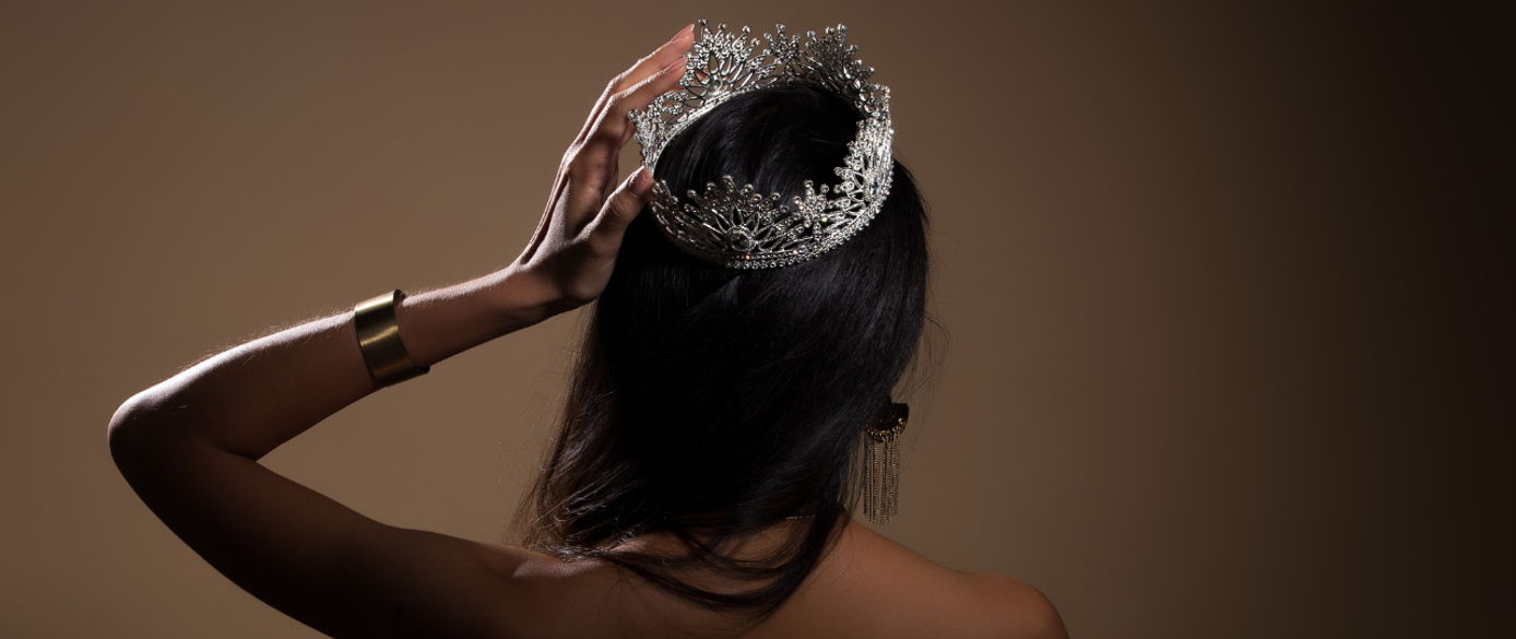 OWN THE THRONE | Feminine Power Activation Workshop – Conscious City Guide