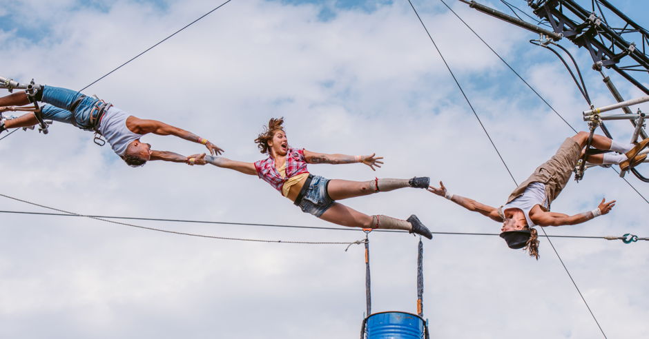 Camp Bestival 2019 Gorilla Circus Flying Trapeze School - Events - Universe